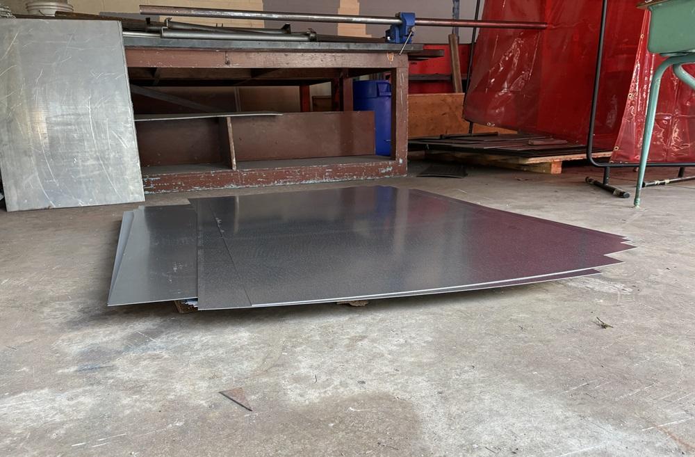 Cascadia Metals makes donation to help Delta machining and welding students