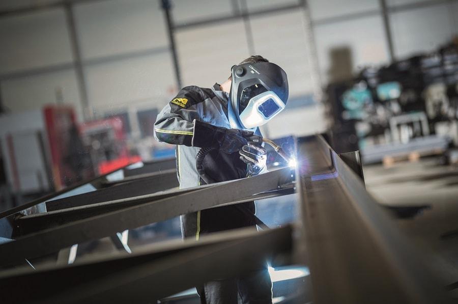 EWM UM series GMAW torch compatible with welding machines featuring ...