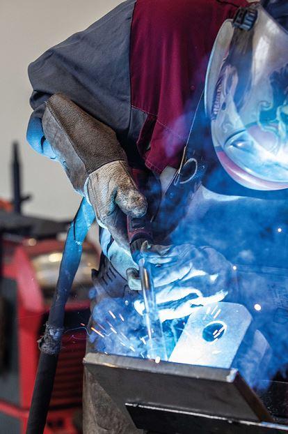 Fronius introduces Steel Edition of TPS/i welding system platform