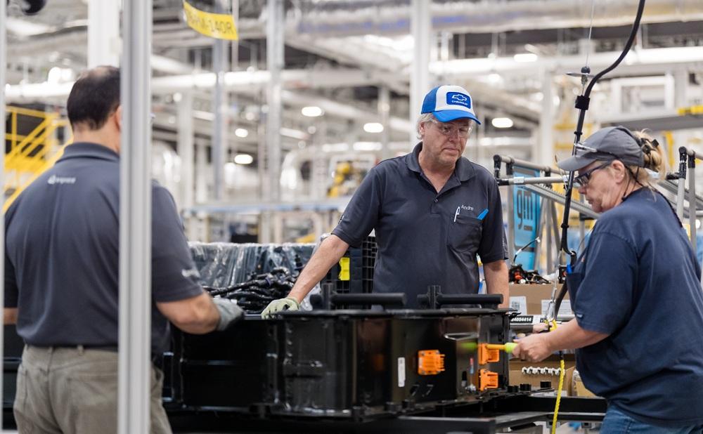 GM ends production of BrightDrop electric vans at CAMI Assembly