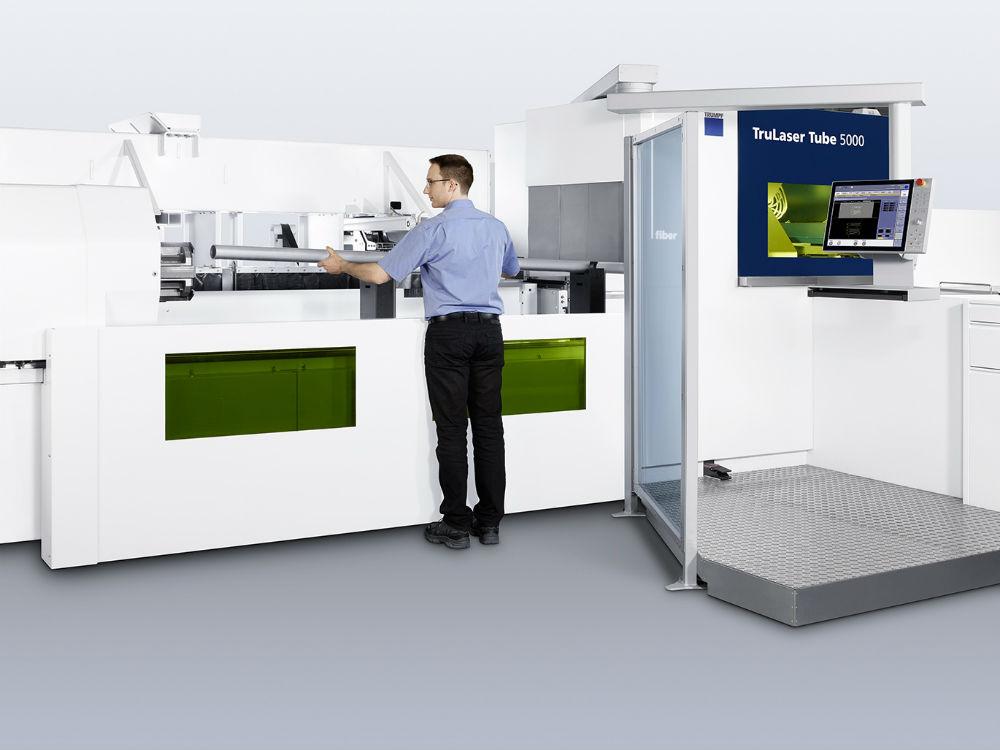 Laser tube cutting machine employs solid-state laser