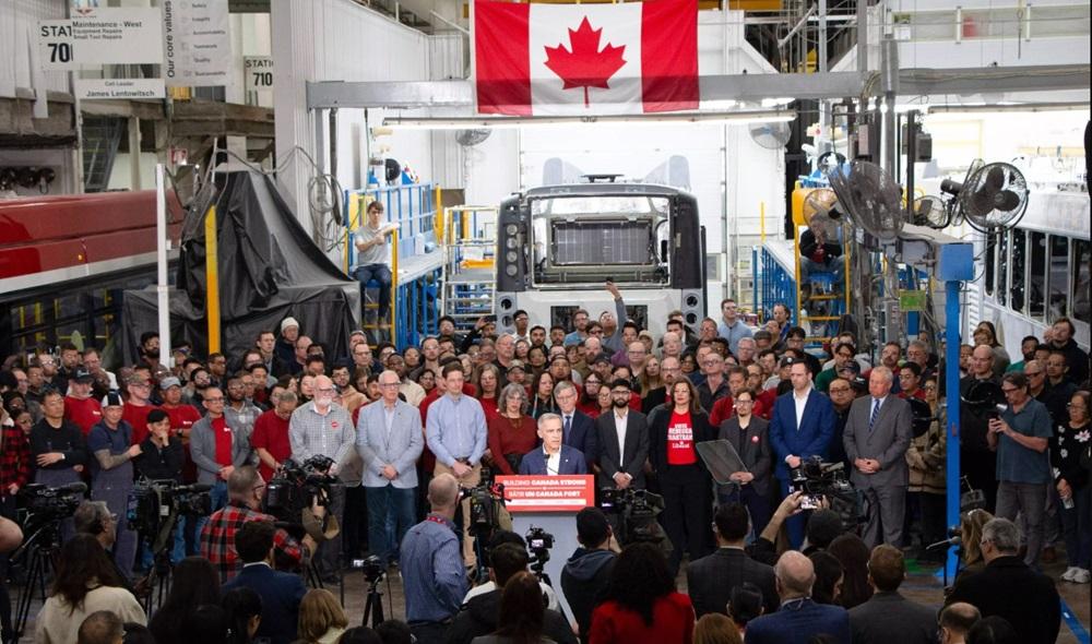 New Flyer showcases Canadian manufacturing expansion