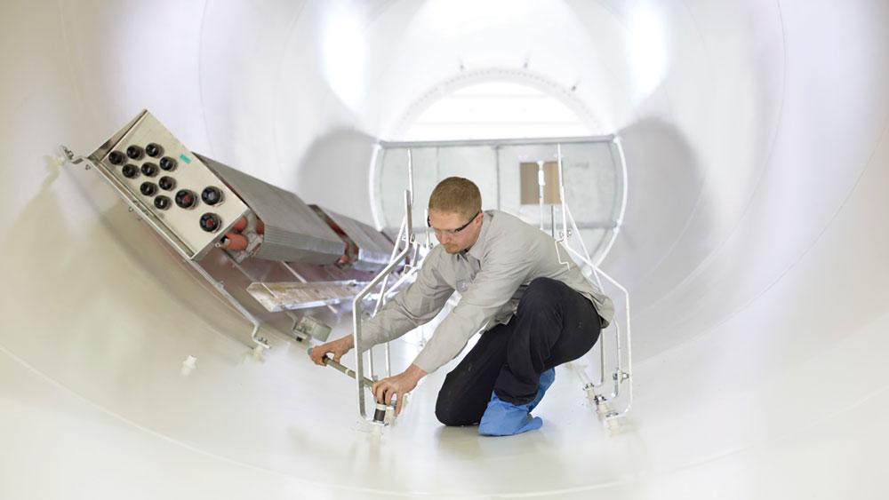 Strong winds revive a strong business in Quebec