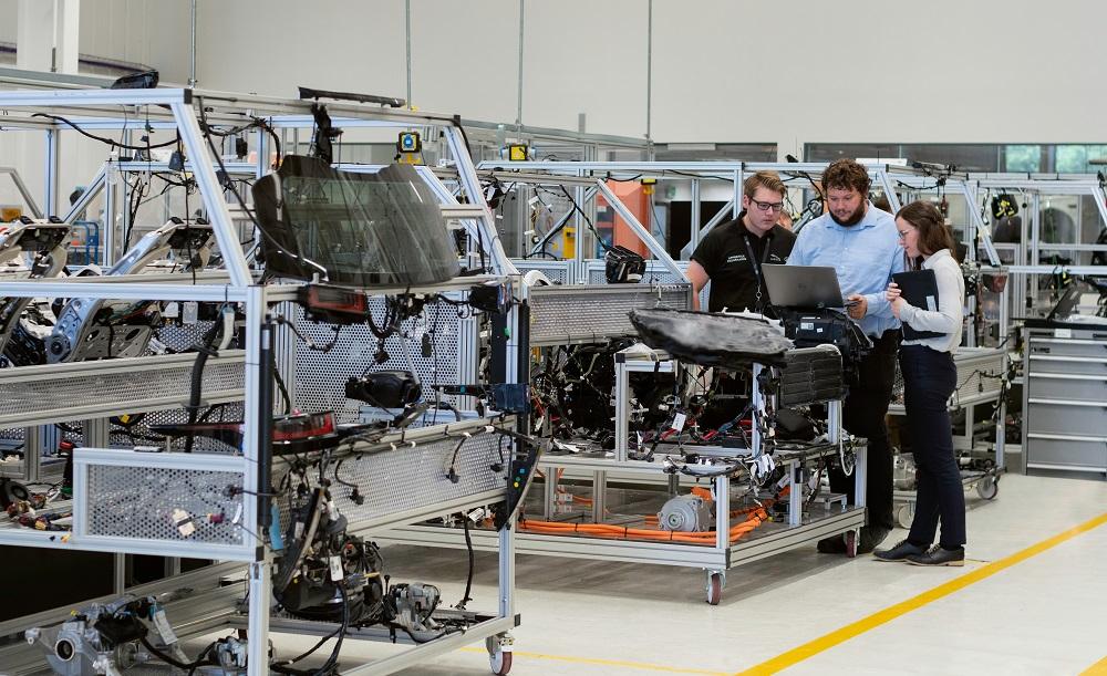 Study offers insights on retaining skilled manufacturing workers