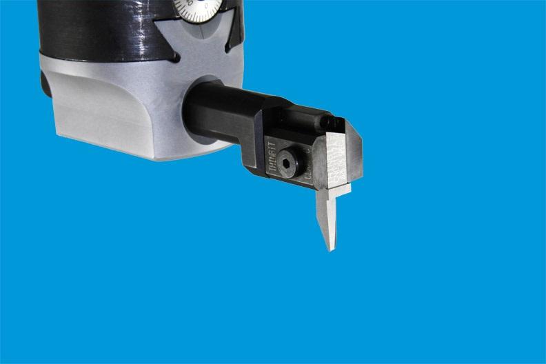 90-degree insertable external milling tools designed for trepanning