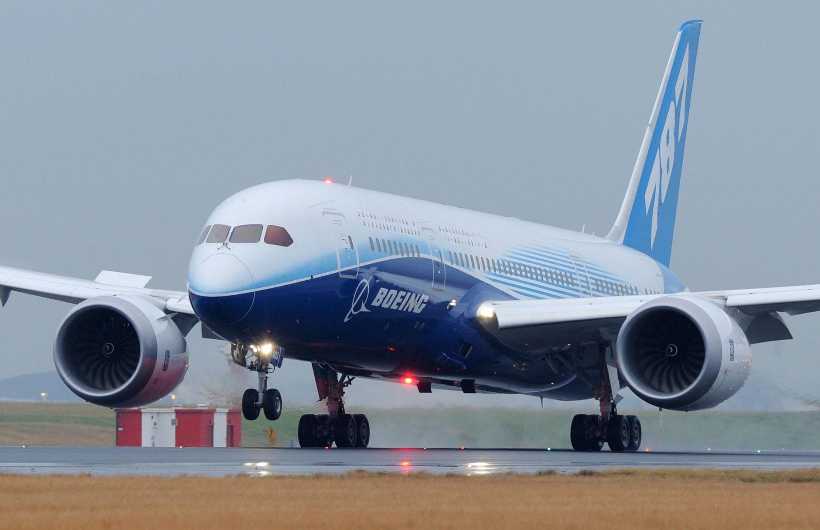 Boeing's Dreamliner plans were troubled from the start