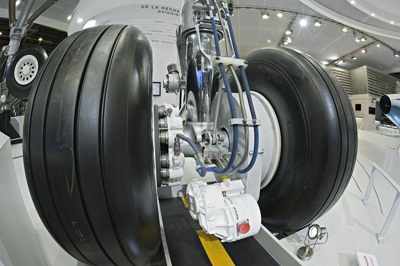 Messier-Bugatti-Dowty open new aerospace production unit in Mirabel