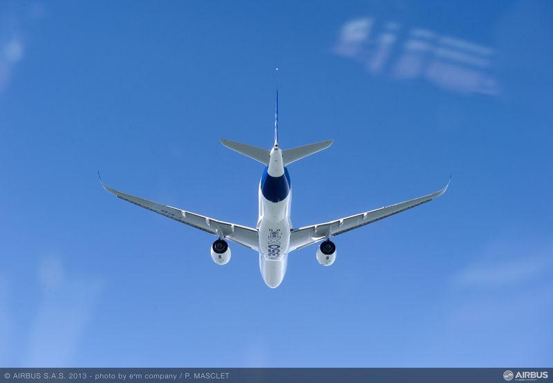 First flight of Airbus A350 reopens race of wide body planes