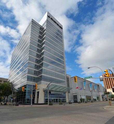 Chrysler considering investment in Windsor, Ont., plant for new minivan